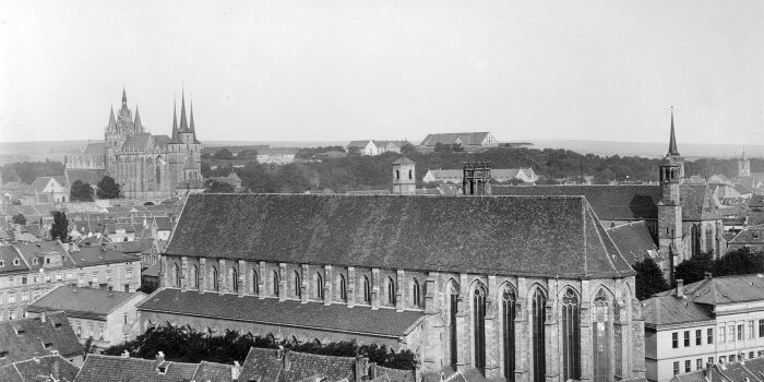Initiativkreis Barfüßerkirche lädt zum Gedenken an die Zerstörung vor 80 Jahren - Puffbohne.de